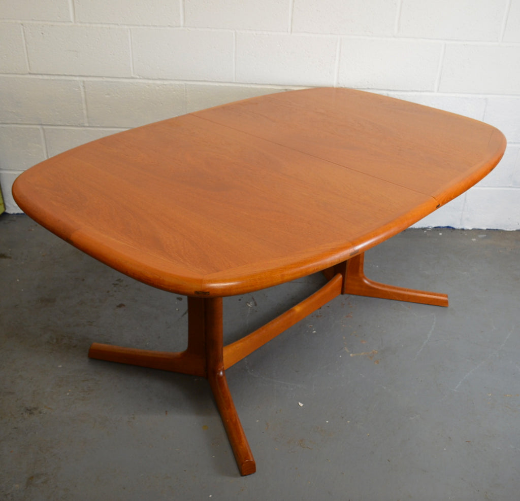Vintage Danish Dyrlund Extending Dining Table – Alt Interiors